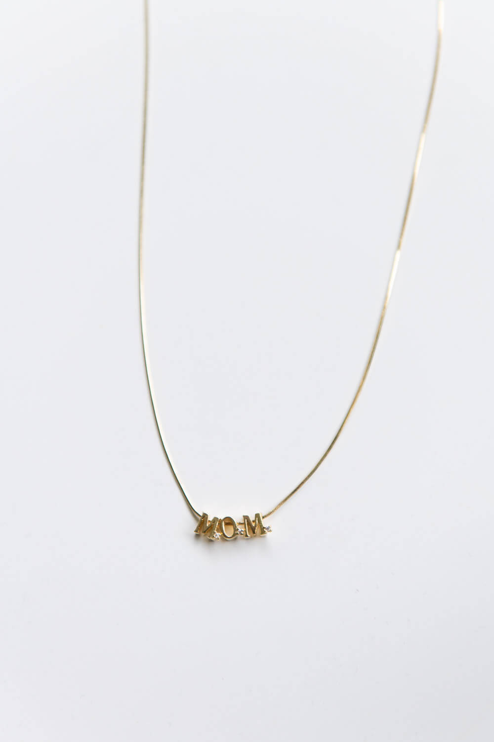 Gold Mom Pendant Necklace | N37822 – Glik's