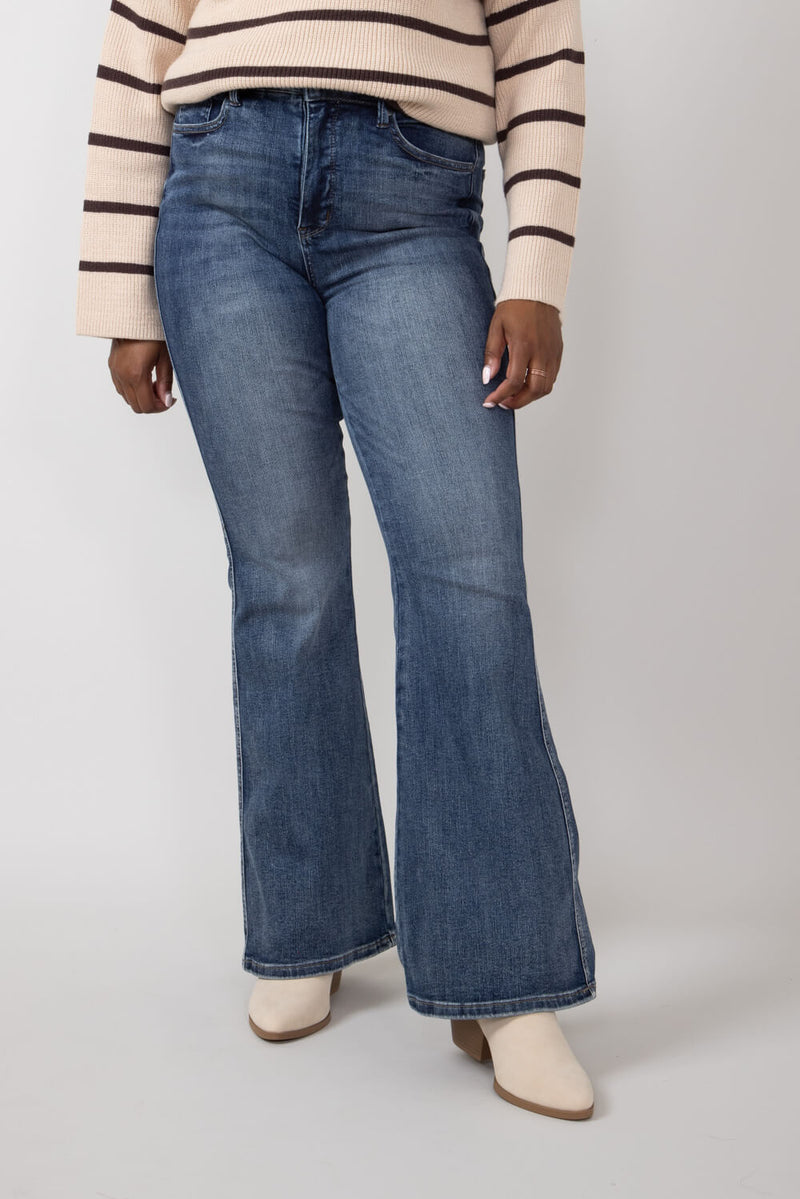 Judy Blue Jeans | Shop Now – Glik's