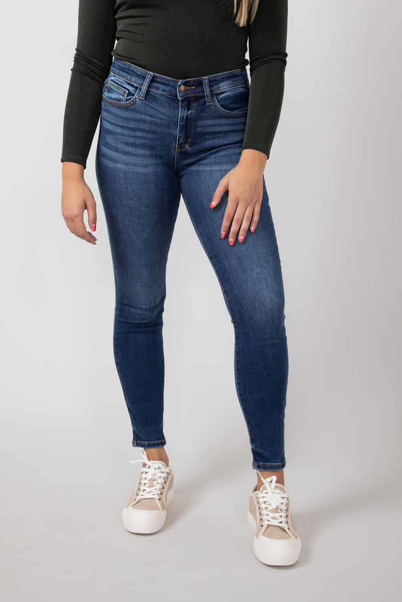 Judy Blue Jeans | Shop Now – Glik's