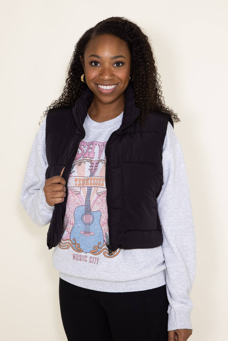 Love Tree Front Pocket Cropped Puffer Vest for Women in Black | 5073VM ...