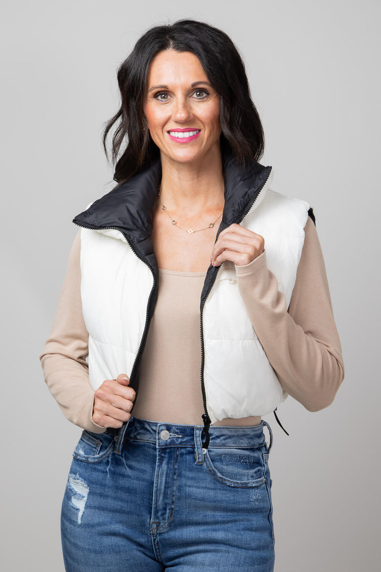 Love Tree Cropped Reversible Puffer Vest for Women in Black/White | 50 ...