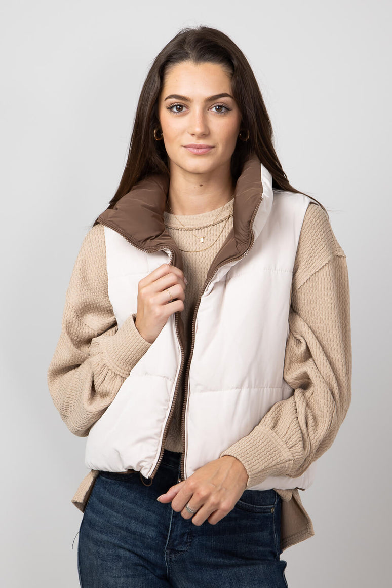 Love Tree Cropped Reversible Puffer Vest for Women in Cocoa/Brown | 50 – Glik's