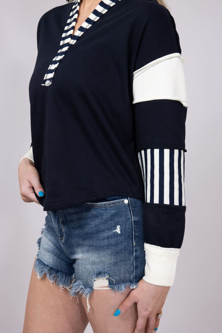 Blu Pepper Color Block Knit Top for Women in Navy | B5ST1032-NAVY – Glik's