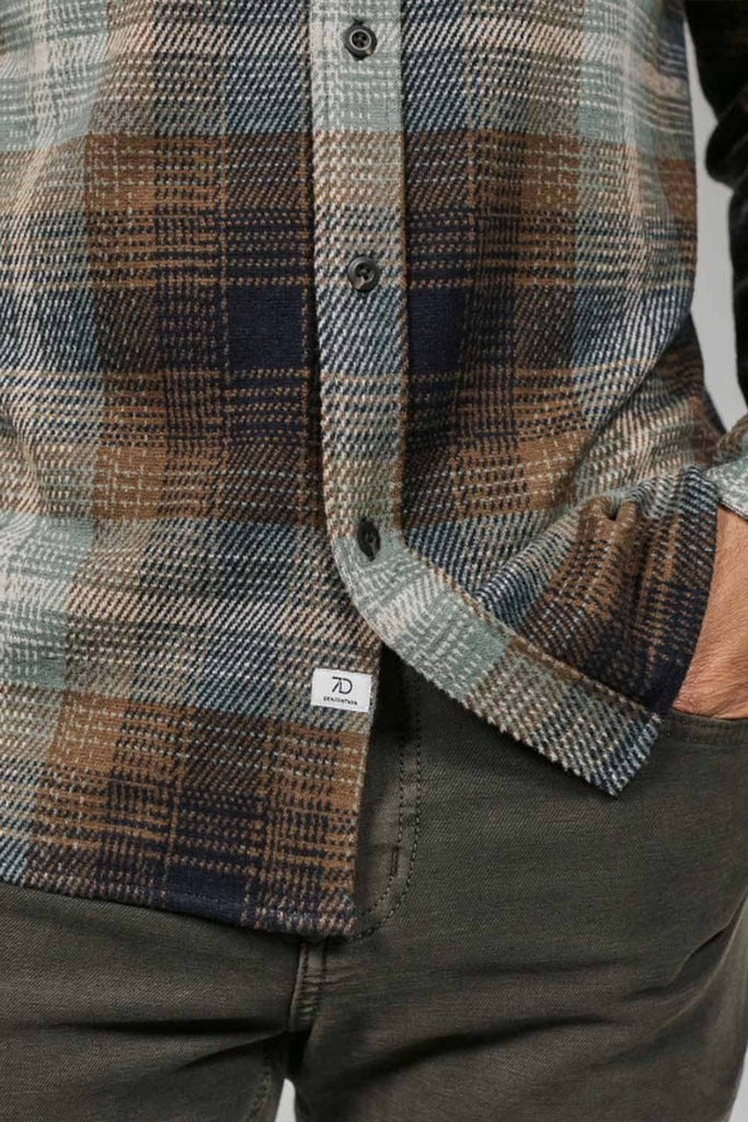 7-diamonds-generation-plaid- 7-diamonds-generation-plaid-