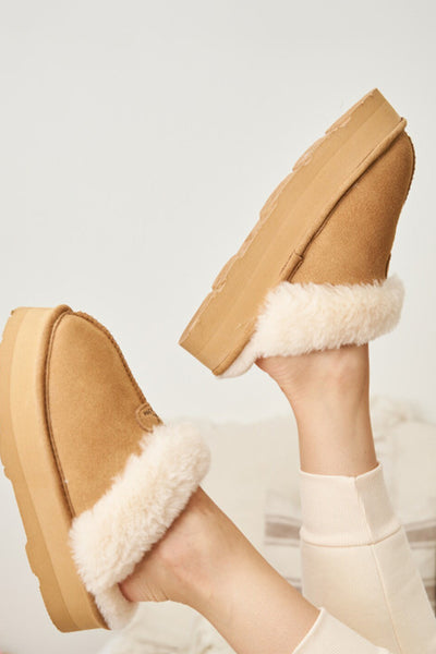 Bearpaw Retro Loki Slippers for Women in Iced Coffee Solid | 2487W-245 ...