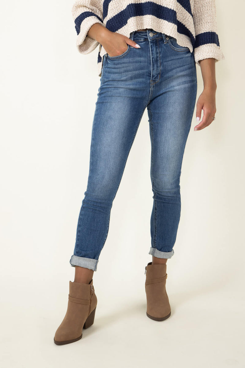 Judy Blue Jeans | Shop Now – Glik's