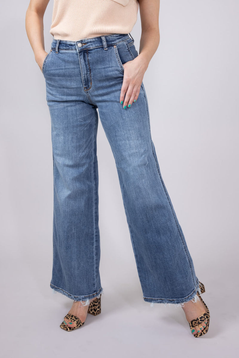 Judy Blue Jeans | Shop Now – Glik's