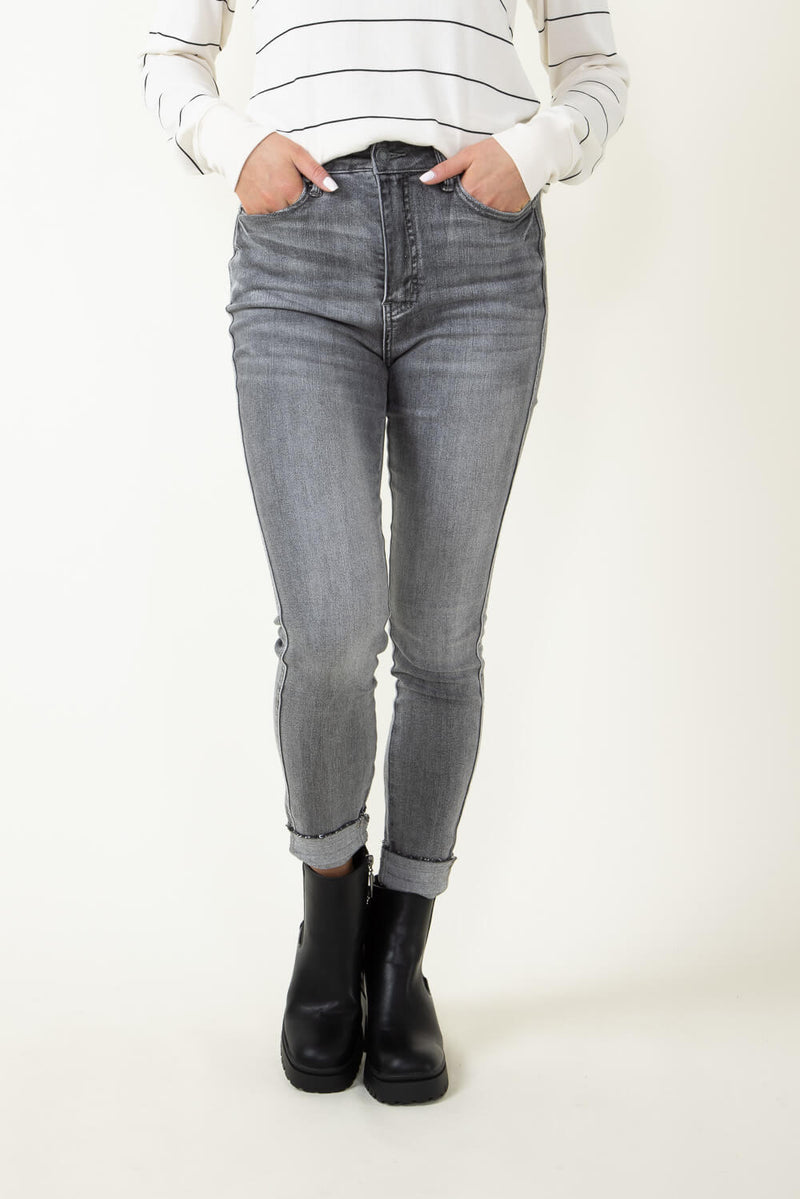 Judy Blue Jeans | Shop Now – Glik's